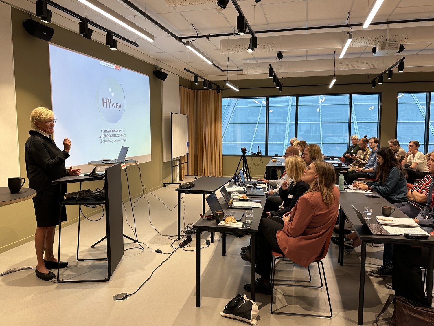 Participation in the HYway Project Kick-off Meeting - Hydra Project